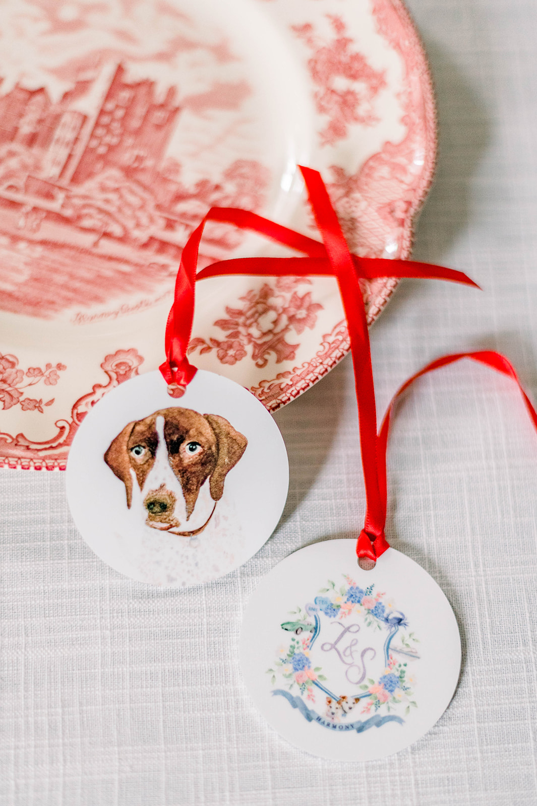 20 Ways to Use Your Wedding Crest at Home - The Welcoming District